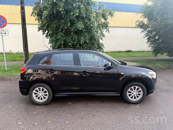 Blue Mitsubishi ASX 2010 in Riga, with an engine capacity of 1.80 L and mileage of 0 thousand km for 3500 €, photo 5 on AUTOMOTO.COM.LV