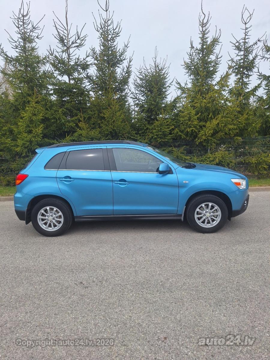 Blue Mitsubishi ASX 2012 in Tartu, with an engine capacity of 1.60 L and mileage of 255 thousand km for 4990 €, photo 6 on AUTOMOTO.COM.LV