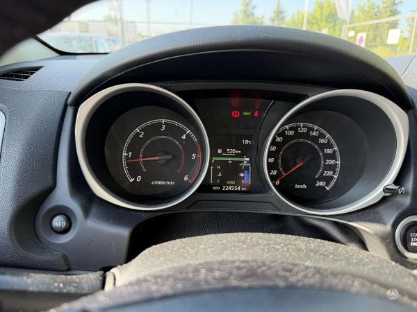 Brūns Mitsubishi ASX 2010 Marijampole, ar dzinēja tilpumu 1.80 L un nobraukumu 225 tūkst. km par 2950 €, foto 9 vietnē AUTOMOTO.COM.LV
