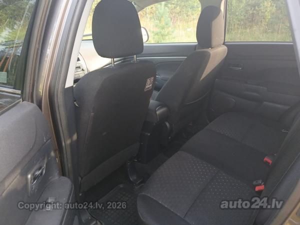 Brūns Mitsubishi ASX 2011 Tallina, ar dzinēja tilpumu 1.60 L un nobraukumu 322 tūkst. km par 4500 €, foto 6 vietnē AUTOMOTO.COM.LV