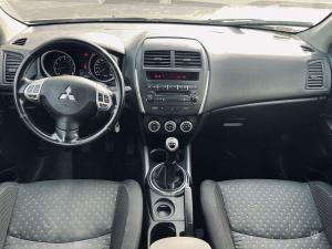 Brown Mitsubishi ASX 2011 in Vilnius, with an engine capacity of 1.60 L and mileage of 287 thousand km for 2000 €, photo 16 on AUTOMOTO.COM.LV