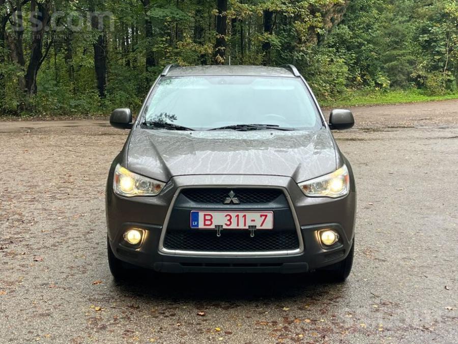 Brown Mitsubishi ASX 2011 in Riga, with an engine capacity of 1.60 L and mileage of 0 thousand km for 5699 €, photo 9 on AUTOMOTO.COM.LV