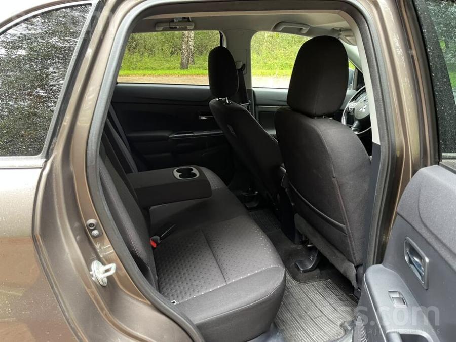 Brown Mitsubishi ASX 2011 in Riga, with an engine capacity of 1.60 L and mileage of 0 thousand km for 5699 €, photo 21 on AUTOMOTO.COM.LV