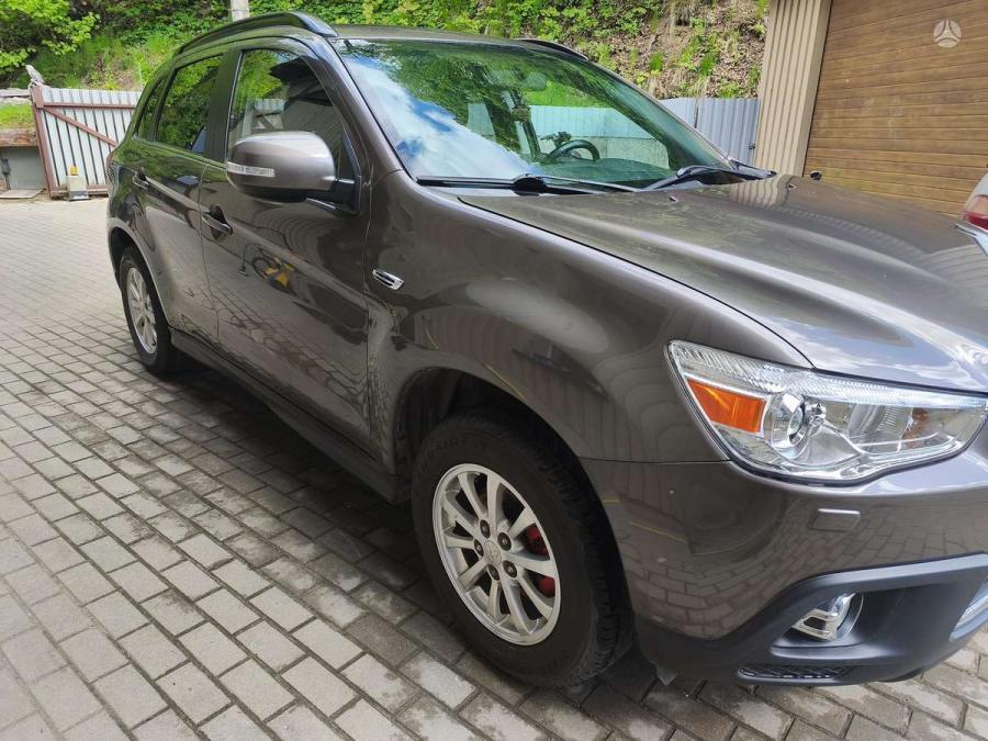 Brūns Mitsubishi ASX 2012 Kauņa, ar dzinēja tilpumu 1.80 L un nobraukumu 250 tūkst. km par 4700 €, foto 3 vietnē AUTOMOTO.COM.LV