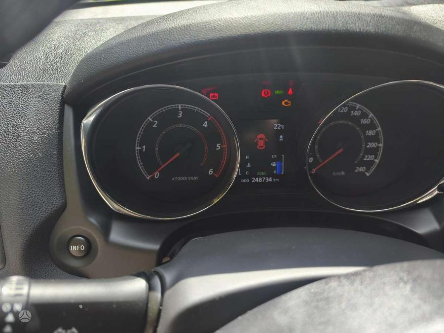 Brūns Mitsubishi ASX 2012 Kauņa, ar dzinēja tilpumu 1.80 L un nobraukumu 250 tūkst. km par 4700 €, foto 11 vietnē AUTOMOTO.COM.LV