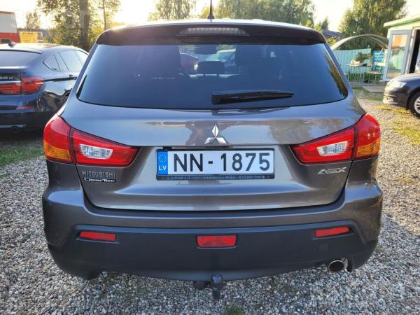 Brown Mitsubishi ASX 2012 in Daugavpils, with an engine capacity of 1.80 L and mileage of 280 thousand km for 4450 €, photo 8 on AUTOMOTO.COM.LV