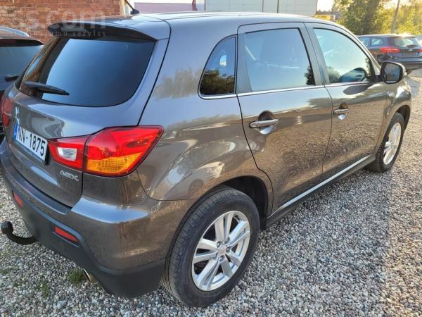 Brown Mitsubishi ASX 2012 in Daugavpils, with an engine capacity of 1.80 L and mileage of 280 thousand km for 4450 €, photo 9 on AUTOMOTO.COM.LV