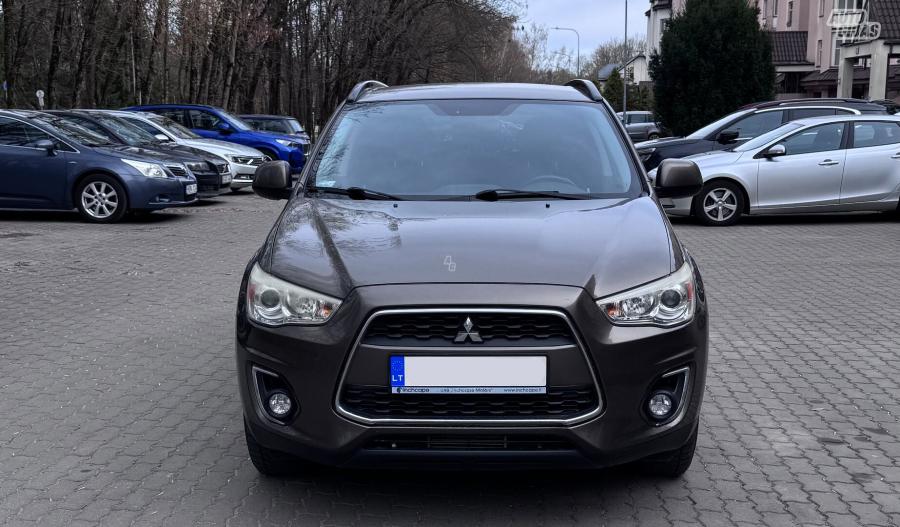 Brown Mitsubishi ASX 2013 in Vilnius, with an engine capacity of 1.80 L and mileage of 119 thousand km for 4800 €, photo 1 on AUTOMOTO.COM.LV