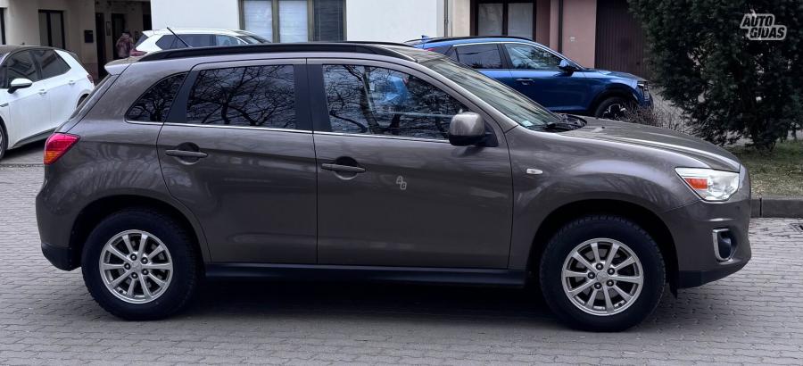Brown Mitsubishi ASX 2013 in Vilnius, with an engine capacity of 1.80 L and mileage of 119 thousand km for 4500 €, photo 4 on AUTOMOTO.COM.LV