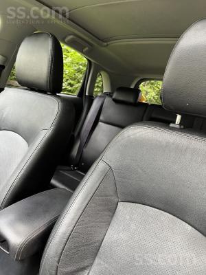 Grey Mitsubishi ASX 2013 in Ogre, with an engine capacity of 2.20 L and mileage of 211 thousand km for 7900 €, photo 12 on AUTOMOTO.COM.LV