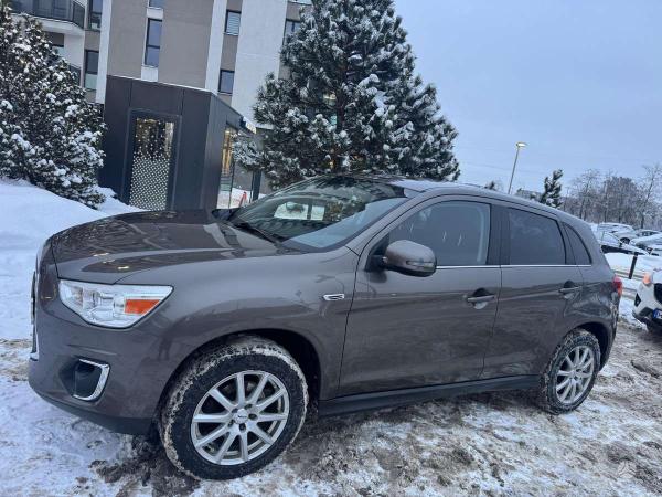 Brūns Mitsubishi ASX 2014 Viļņa, ar dzinēja tilpumu 0.00 L un nobraukumu 214 tūkst. km par 7950 €, foto 3 vietnē AUTOMOTO.COM.LV