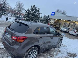 Brown Mitsubishi ASX 2014 in Vilnius, with an engine capacity of 0.00 L and mileage of 214 thousand km for 7950 €, photo 4 on AUTOMOTO.COM.LV