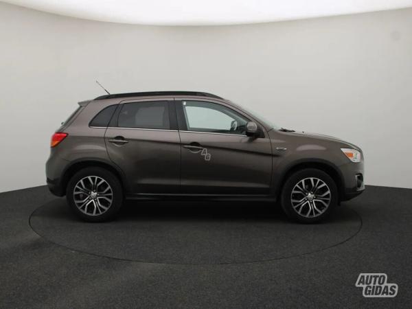 Brūns Mitsubishi ASX 2015 Viļņa, ar dzinēja tilpumu 1.60 L un nobraukumu 215 tūkst. km par 8699 €, foto 9 vietnē AUTOMOTO.COM.LV
