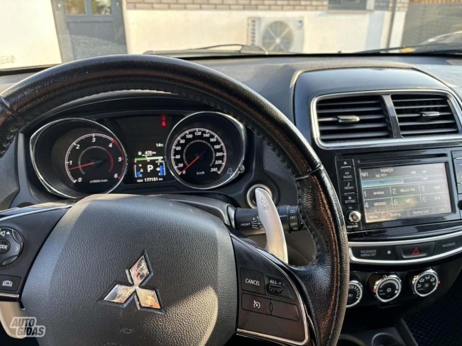 Brown Mitsubishi ASX 2017 in Vilnius, with an engine capacity of 2.20 L and mileage of 179 thousand km for 12000 €, photo 10 on AUTOMOTO.COM.LV