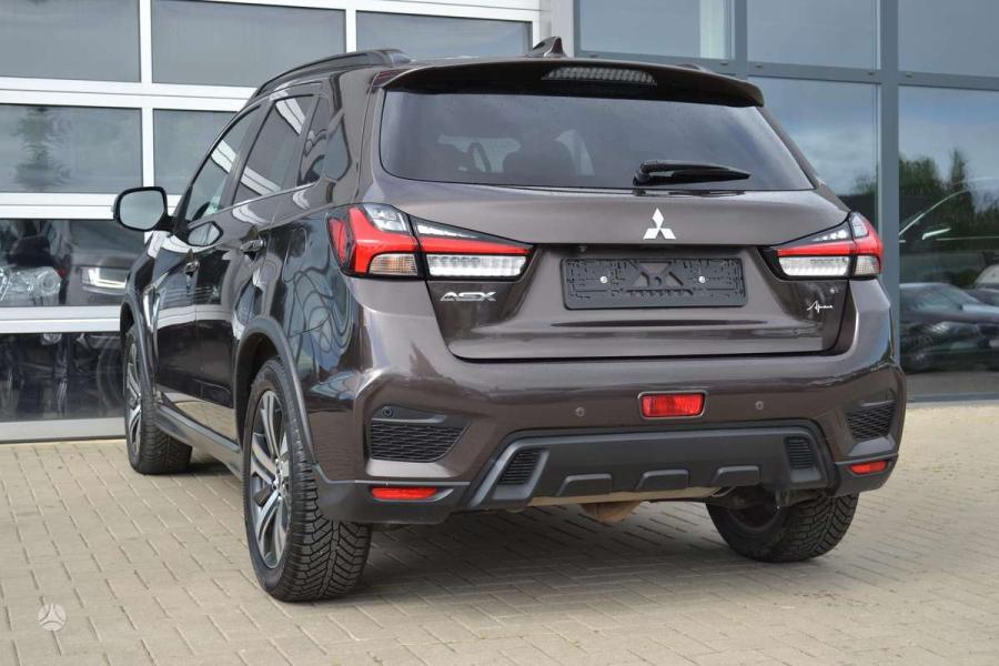 Brūns Mitsubishi ASX 2020 Viļņa, ar dzinēja tilpumu 2.00 L un nobraukumu 111 tūkst. km par 15500 €, foto 9 vietnē AUTOMOTO.COM.LV