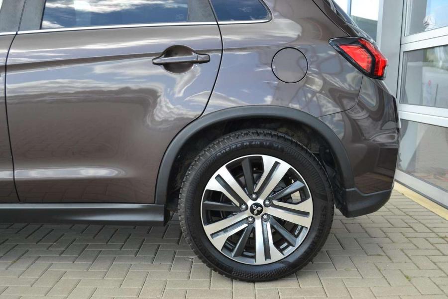 Brūns Mitsubishi ASX 2020 Viļņa, ar dzinēja tilpumu 2.00 L un nobraukumu 111 tūkst. km par 15500 €, foto 15 vietnē AUTOMOTO.COM.LV