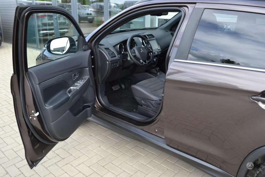 Brūns Mitsubishi ASX 2020 Viļņa, ar dzinēja tilpumu 2.00 L un nobraukumu 111 tūkst. km par 15500 €, foto 19 vietnē AUTOMOTO.COM.LV