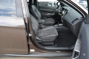 Brūns Mitsubishi ASX 2020 Viļņa, ar dzinēja tilpumu 2.00 L un nobraukumu 111 tūkst. km par 15500 €, foto 32 vietnē AUTOMOTO.COM.LV