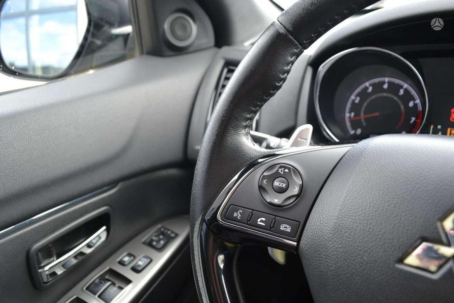 Brūns Mitsubishi ASX 2020 Viļņa, ar dzinēja tilpumu 2.00 L un nobraukumu 111 tūkst. km par 15500 €, foto 38 vietnē AUTOMOTO.COM.LV