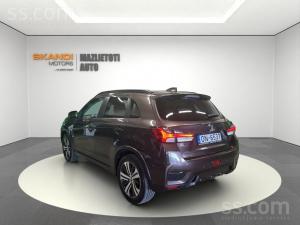 Brūns Mitsubishi ASX 2021 Rīga, ar dzinēja tilpumu 2.00 L un nobraukumu 78 tūkst. km par 15890 €, foto 5 vietnē AUTOMOTO.COM.LV