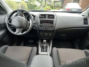 Brown Mitsubishi ASX 2021 in Preili, with an engine capacity of 2.00 L and mileage of 115 thousand km for 14999 €, photo 5 on AUTOMOTO.COM.LV
