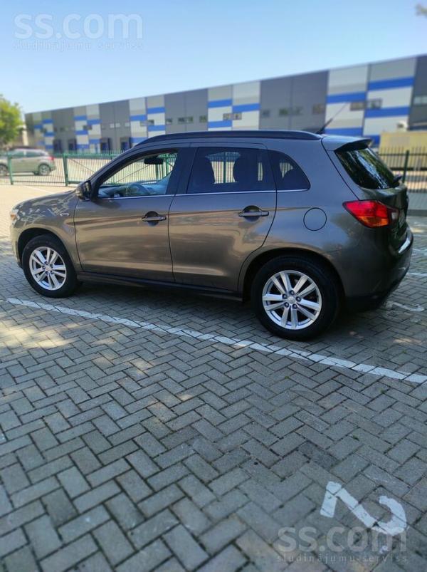 Brūns Mitsubishi ASX 2014 Rīga, ar dzinēja tilpumu 1.80 L un nobraukumu 119 tūkst. km par 9200 €, foto 5 vietnē AUTOMOTO.COM.LV