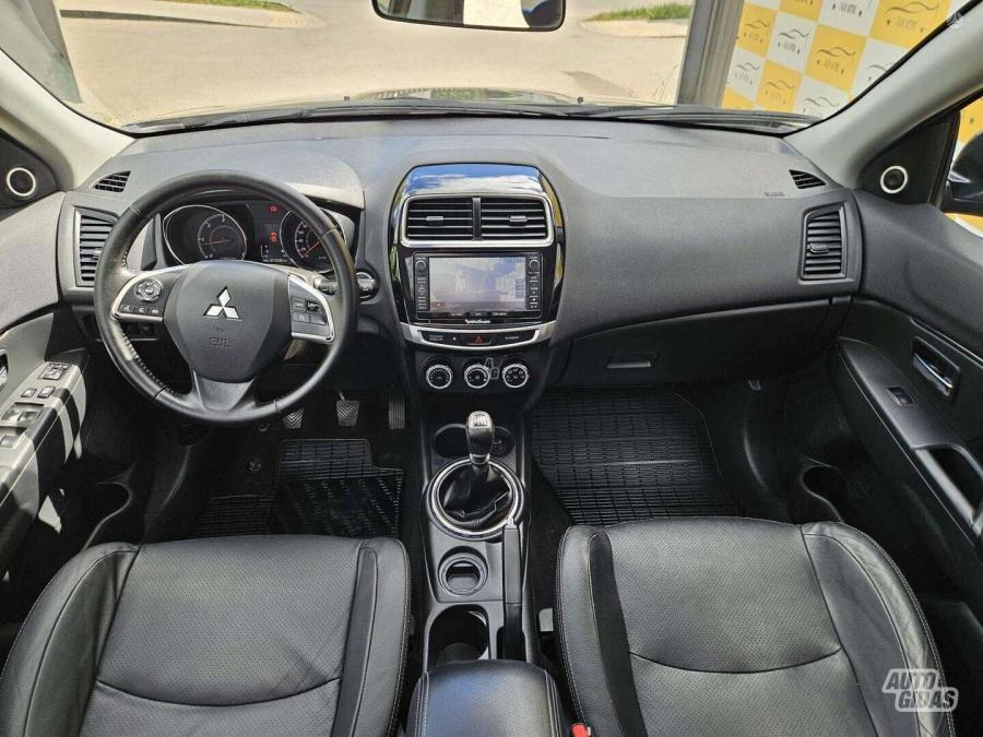 Brown Mitsubishi ASX 2015 in Siauliai, with an engine capacity of 1.80 L and mileage of 217 thousand km for 7450 €, photo 18 on AUTOMOTO.COM.LV
