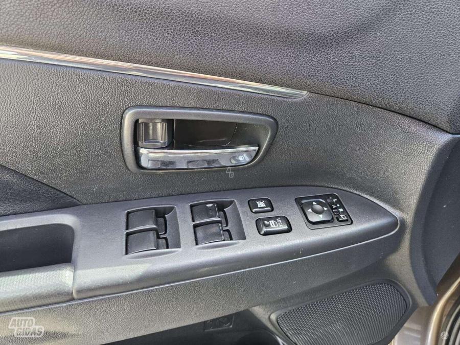 Brown Mitsubishi ASX 2015 in Siauliai, with an engine capacity of 1.80 L and mileage of 217 thousand km for 7450 €, photo 25 on AUTOMOTO.COM.LV