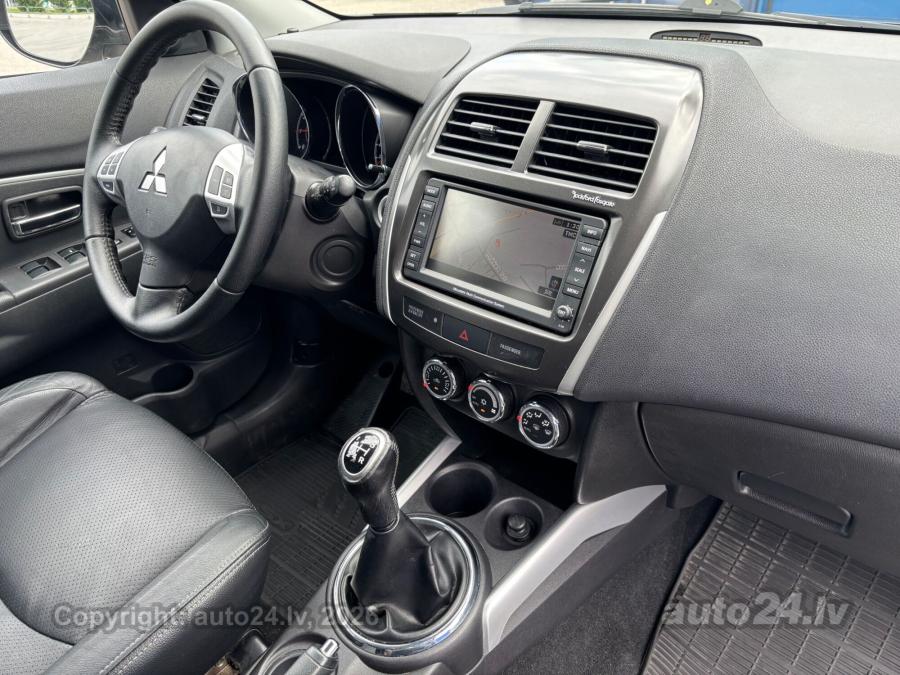 Brūns Mitsubishi ASX 2012 Paide, ar dzinēja tilpumu 1.60 L un nobraukumu 224 tūkst. km par 4890 €, foto 9 vietnē AUTOMOTO.COM.LV
