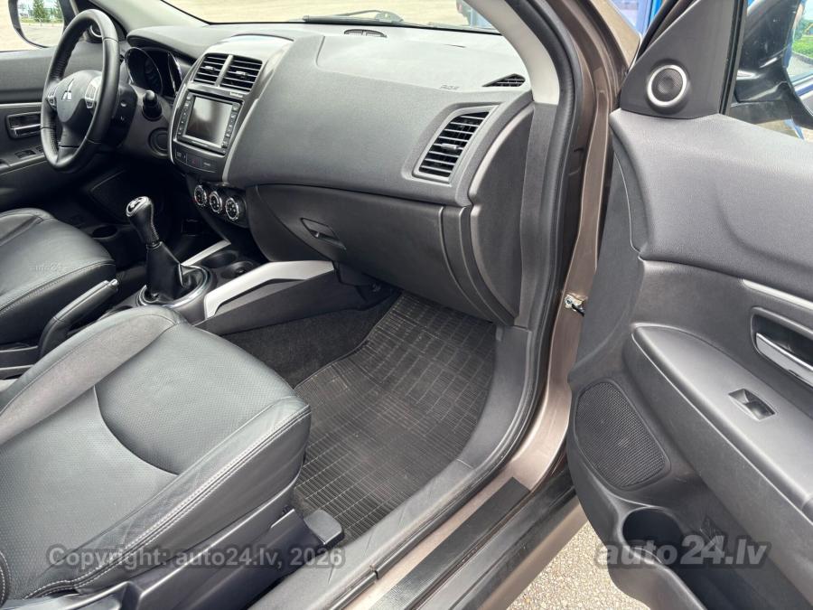 Brūns Mitsubishi ASX 2012 Paide, ar dzinēja tilpumu 1.60 L un nobraukumu 224 tūkst. km par 4890 €, foto 10 vietnē AUTOMOTO.COM.LV