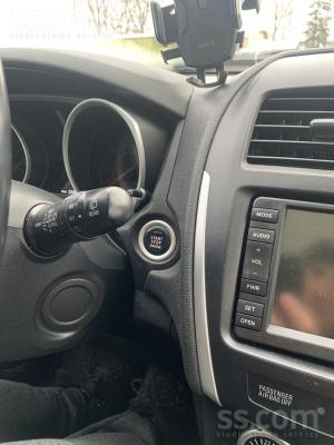 Mitsubishi ASX 2011 in Riga, with an engine capacity of 1.80 L and mileage of 228 thousand km for 4300 €, photo 6 on AUTOMOTO.COM.LV