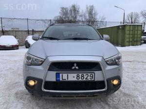 Mitsubishi ASX 2011 in Riga, with an engine capacity of 1.80 L and mileage of 228 thousand km for 4300 €, photo 9 on AUTOMOTO.COM.LV