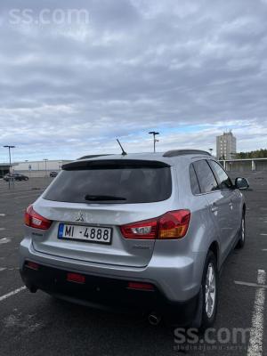 Mitsubishi ASX 2012 in Riga, with an engine capacity of 1.60 L and mileage of 342 thousand km for 5800 €, photo 4 on AUTOMOTO.COM.LV