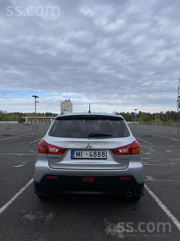 Mitsubishi ASX 2012 in Riga, with an engine capacity of 1.60 L and mileage of 342 thousand km for 5800 €, photo 5 on AUTOMOTO.COM.LV