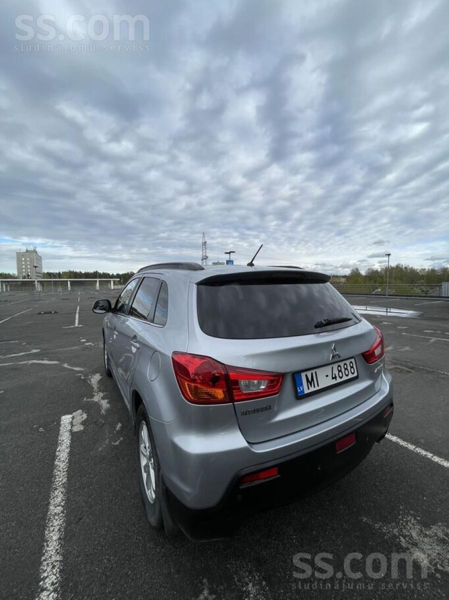 Mitsubishi ASX 2012 in Riga, with an engine capacity of 1.60 L and mileage of 342 thousand km for 5800 €, photo 6 on AUTOMOTO.COM.LV