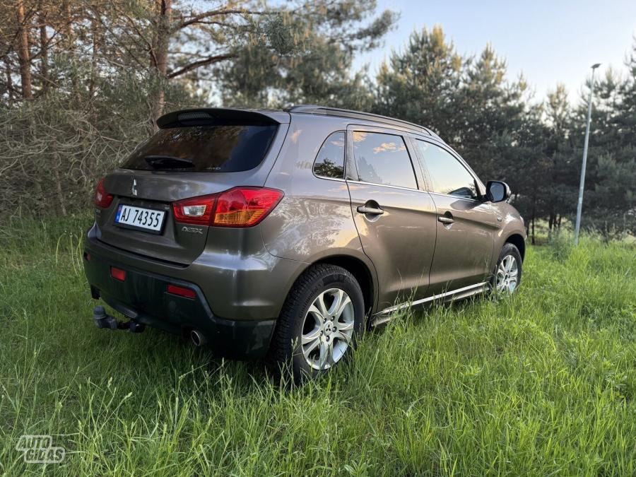 Mitsubishi ASX 2012 Kauņa, ar dzinēja tilpumu 1.80 L un nobraukumu 300 tūkst. km par 3000 €, foto 4 vietnē AUTOMOTO.COM.LV