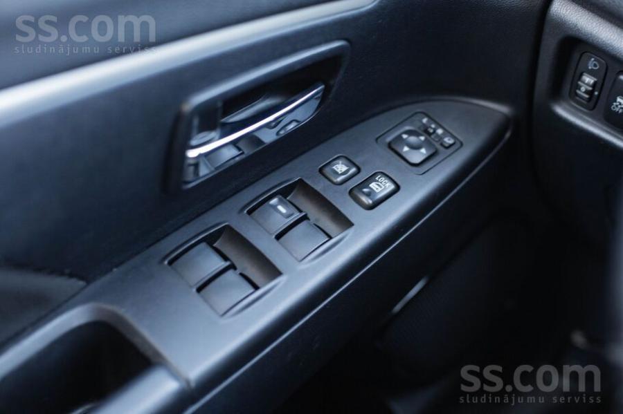 Mitsubishi ASX 2012 Rīga, ar dzinēja tilpumu 1.80 L un nobraukumu 236 tūkst. km par 5490 €, foto 13 vietnē AUTOMOTO.COM.LV