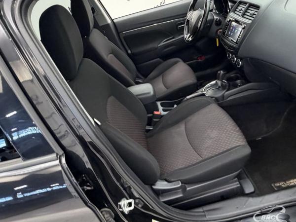 Mitsubishi ASX 2017 in Vilnius, with an engine capacity of 2.00 L and mileage of 117 thousand km for 8900 €, photo 5 on AUTOMOTO.COM.LV