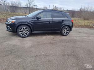 Mitsubishi ASX 2017 in Kaisiadorys, with an engine capacity of 1.60 L and mileage of 165 thousand km for 10450 €, photo 4 on AUTOMOTO.COM.LV