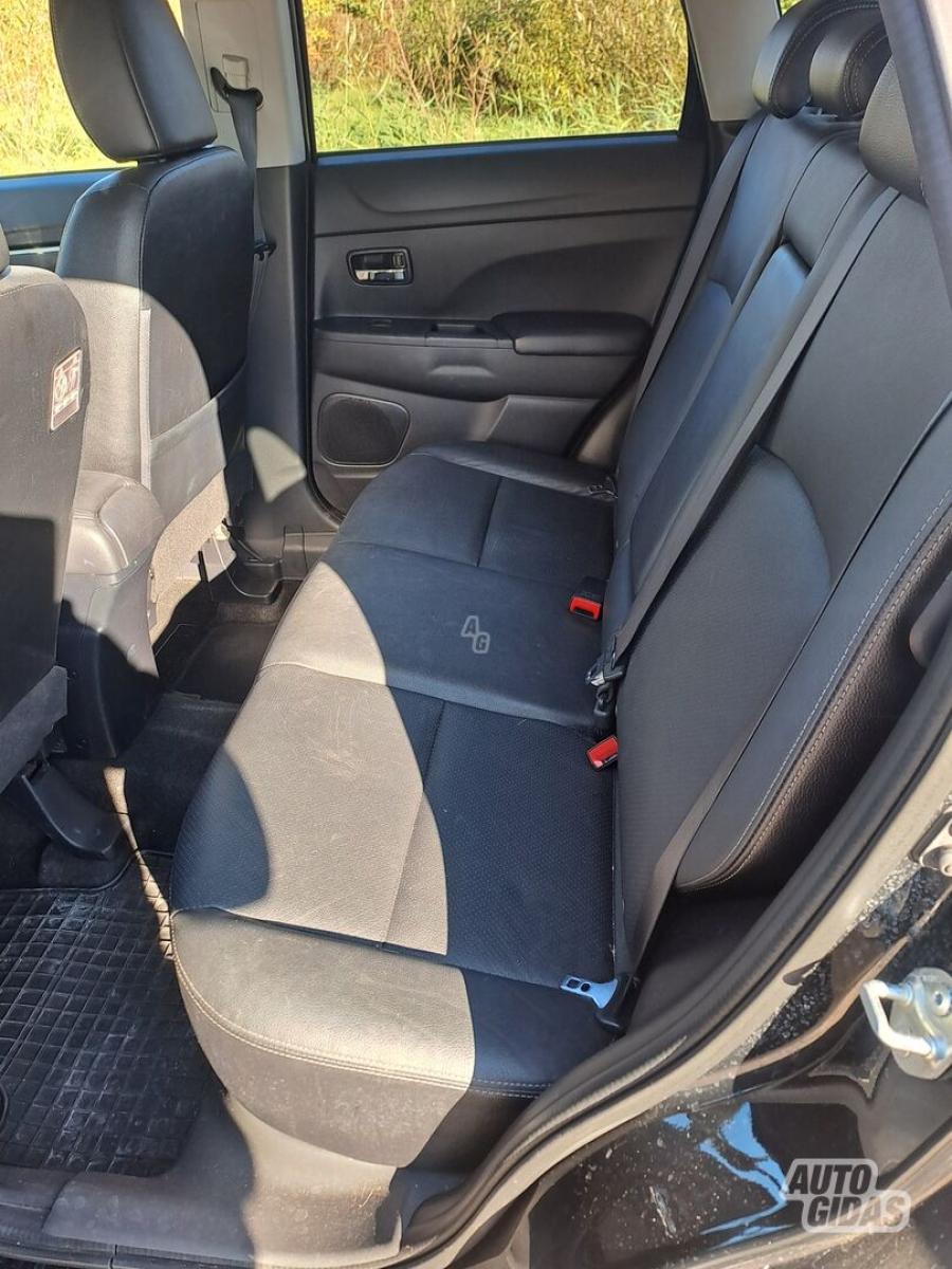 Mitsubishi ASX 2017 in Kaisiadorys, with an engine capacity of 1.60 L and mileage of 165 thousand km for 10450 €, photo 8 on AUTOMOTO.COM.LV