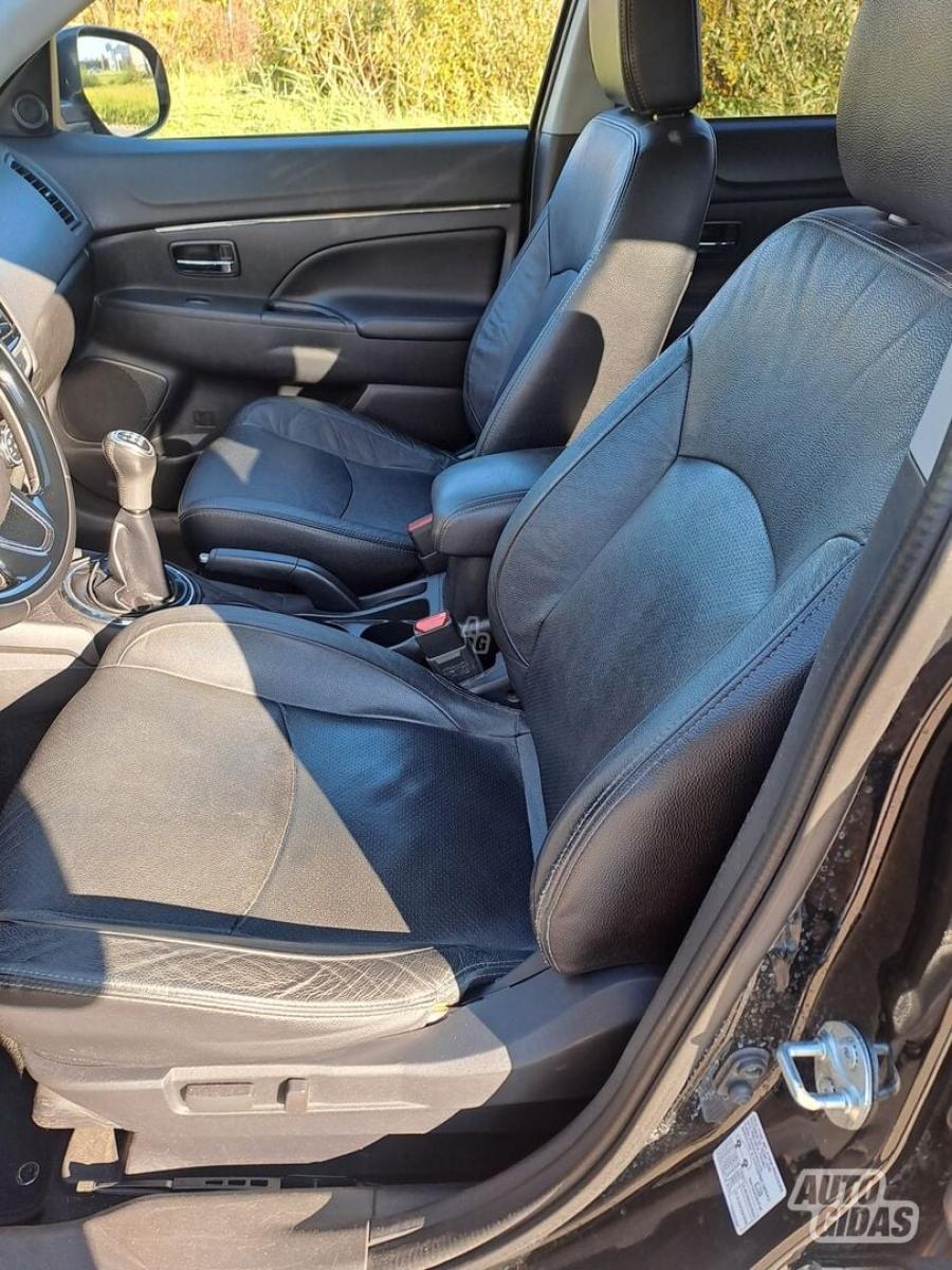 Mitsubishi ASX 2017 in Kaisiadorys, with an engine capacity of 1.60 L and mileage of 165 thousand km for 10450 €, photo 10 on AUTOMOTO.COM.LV