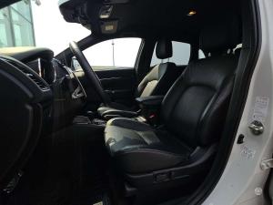 Mitsubishi ASX 2021 in Klaipeda, with an engine capacity of 2.00 L and mileage of 63 thousand km for 18991 €, photo 13 on AUTOMOTO.COM.LV