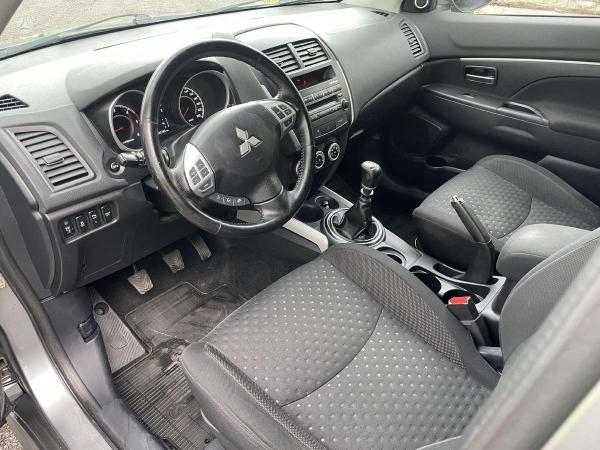 Pelēks Mitsubishi ASX 2010 Ukmergė, ar dzinēja tilpumu 1.80 L un nobraukumu 245 tūkst. km par 3100 €, foto 9 vietnē AUTOMOTO.COM.LV