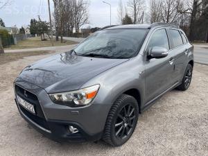 Grey Mitsubishi ASX 2010 in Riga, with an engine capacity of 1.80 L and mileage of 284 thousand km for 5490 €, photo  on AUTOMOTO.COM.LV