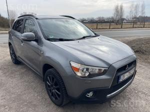 Grey Mitsubishi ASX 2010 in Riga, with an engine capacity of 1.80 L and mileage of 284 thousand km for 5490 €, photo 8 on AUTOMOTO.COM.LV