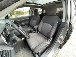 Grey Mitsubishi ASX 2010 in Riga, with an engine capacity of 1.80 L and mileage of 284 thousand km for 5490 €, photo 13 on AUTOMOTO.COM.LV