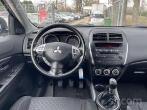 Grey Mitsubishi ASX 2010 in Riga, with an engine capacity of 1.80 L and mileage of 284 thousand km for 5490 €, photo 24 on AUTOMOTO.COM.LV