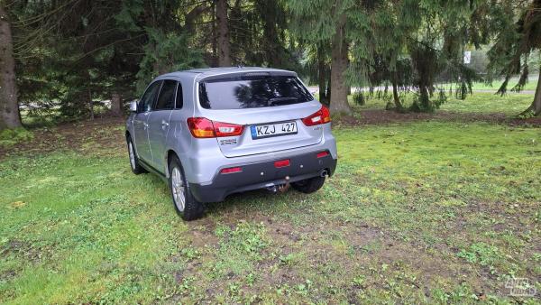 Мицубиси АСХ 2010 в Шяуляй на AUTOMOTO.COM.LV Серый Мицубиси АСХ 2010 в Шяуляй, объемом двигателя 1.80 л и пробегом 308 тыс. км за 3250 €, фото 4 на AUTOMOTO.COM.LV