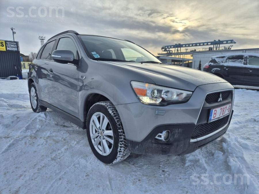 Pelēks Mitsubishi ASX 2011 Liepāja, ar dzinēja tilpumu 1.80 L un nobraukumu 197 tūkst. km par 6900 €, foto 3 vietnē AUTOMOTO.COM.LV