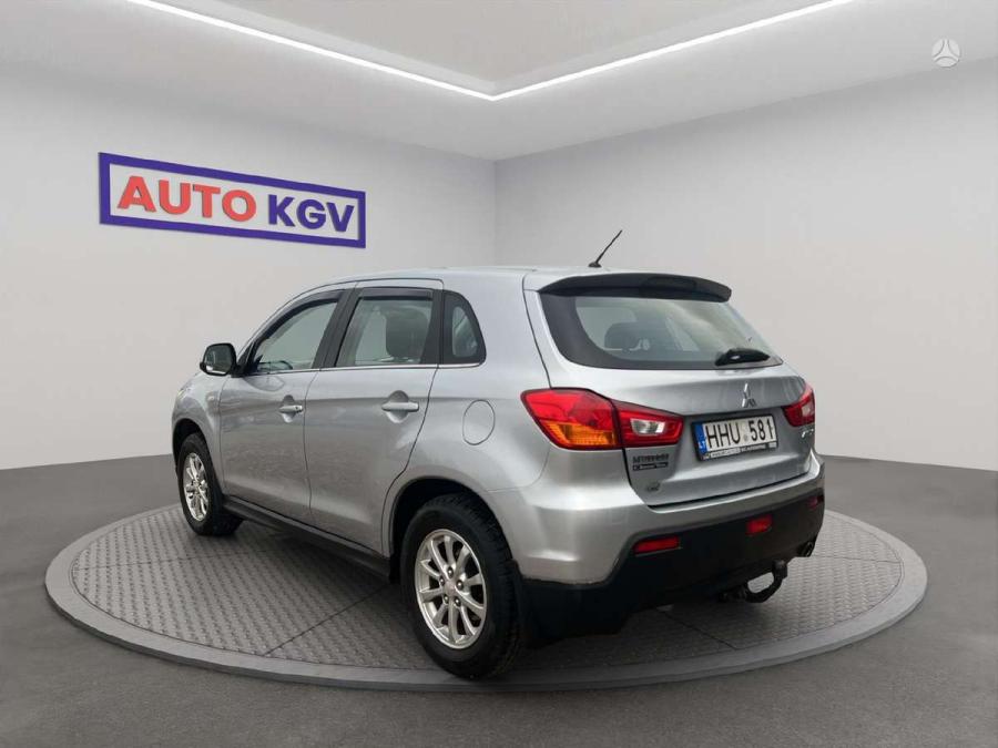 Pelēks Mitsubishi ASX 2011 Kauņa, ar dzinēja tilpumu 1.60 L un nobraukumu 259 tūkst. km par 4999 €, foto 3 vietnē AUTOMOTO.COM.LV